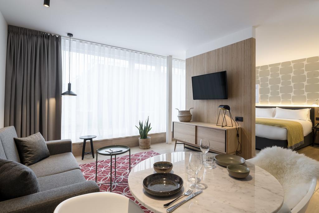 Hilton Antwerp Old Town in Antwerpen | Getadayroom.com